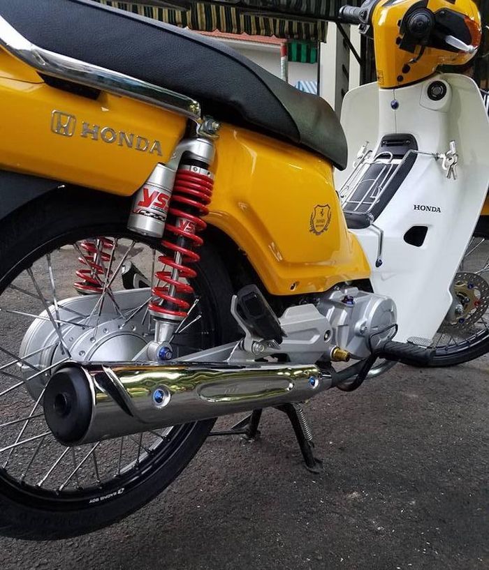 Ngắm 'xe chơi' Honda Super Dream 110 tại Sài Gòn - Báo Kiến Thức